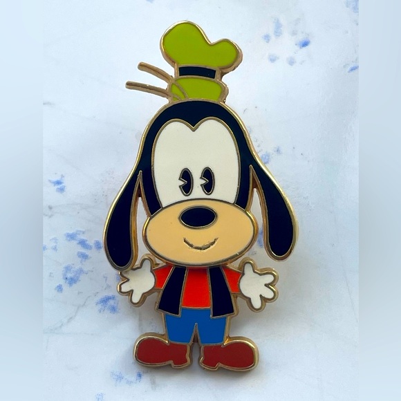 Disney | Accessories | Disney Vintage Baby Goofy Bobble Head Collection ...